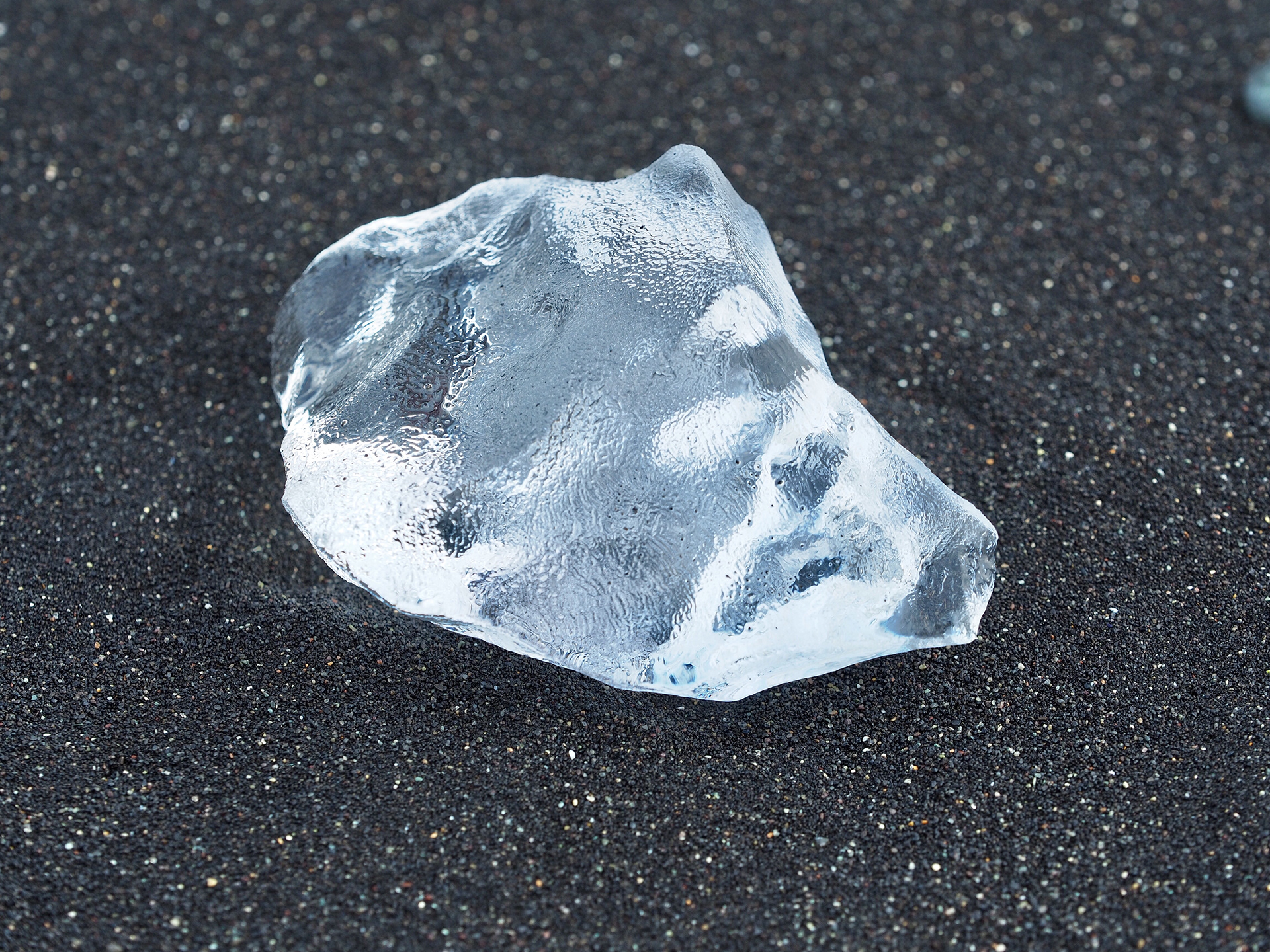 Jutta Brueck - Frozen Ice Gems 2 Iceland