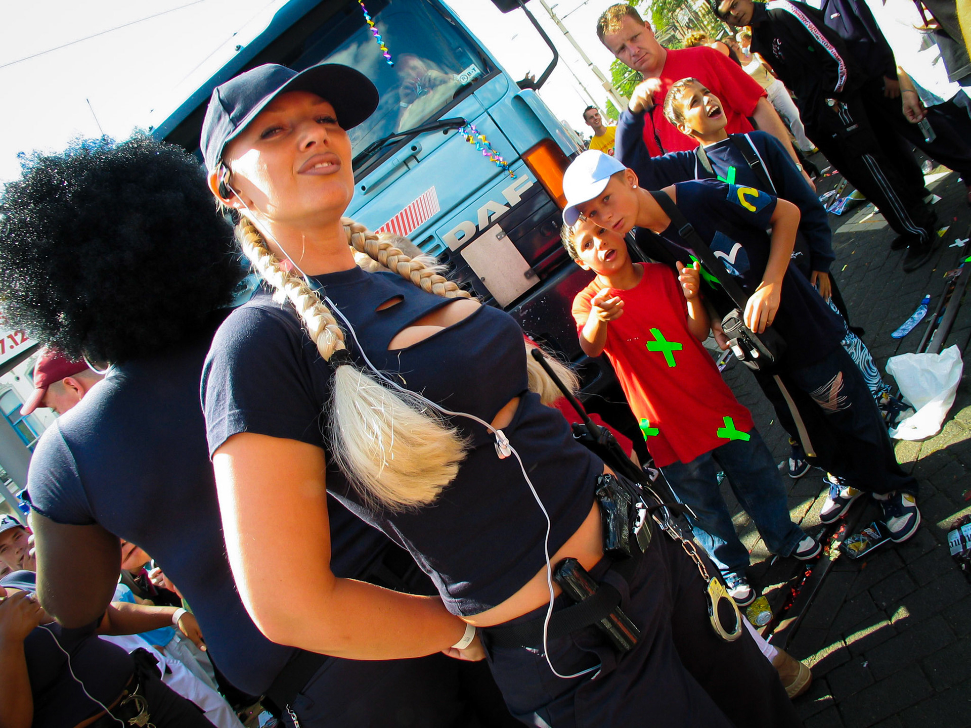 AFTERVIEW Fotografie | Evenementenfotografie - Dance Parade Rotterdam 2004