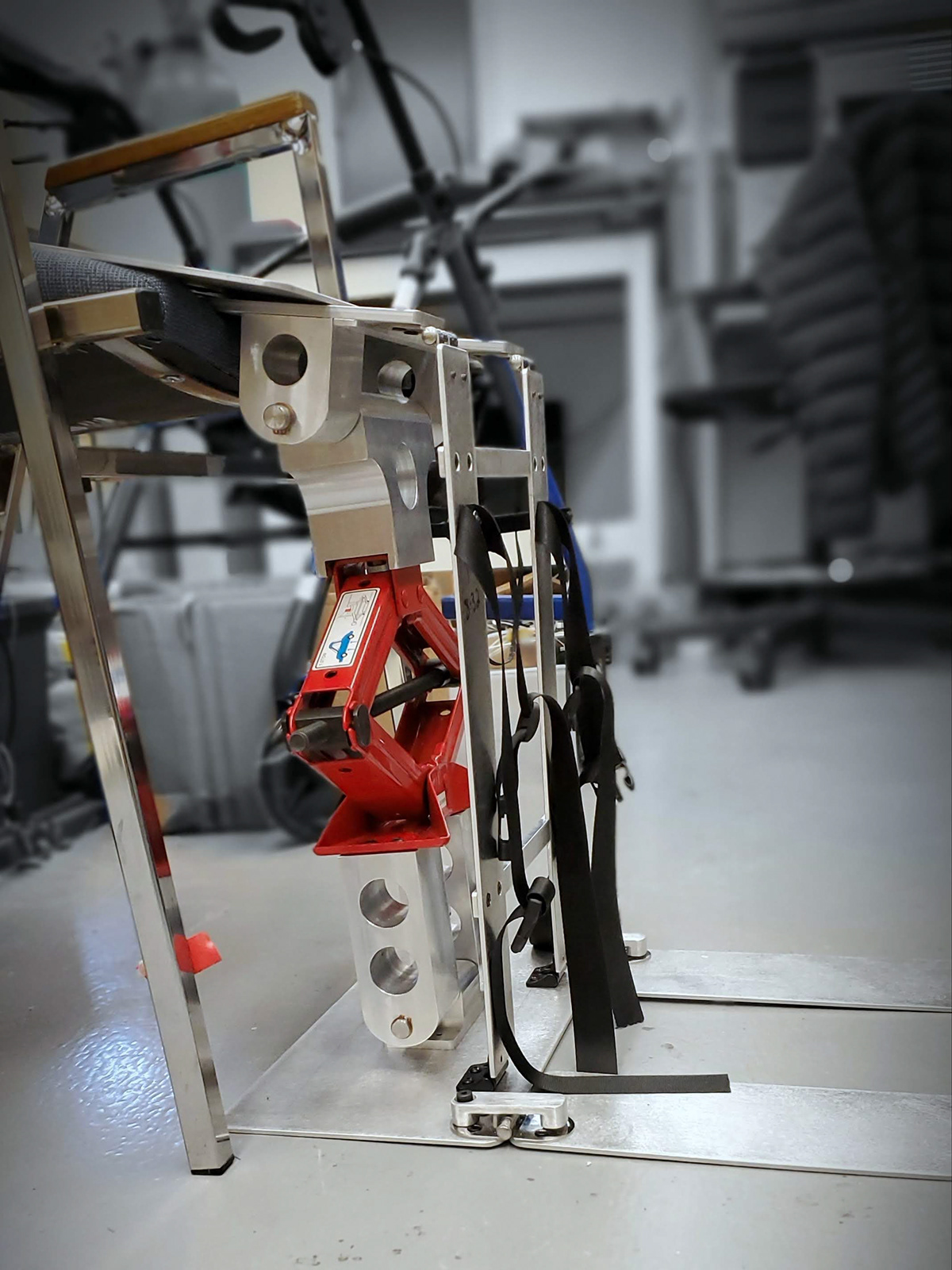 Portfolio | Md Rayhan Afsar - Sit-to-Stand (STS) Device