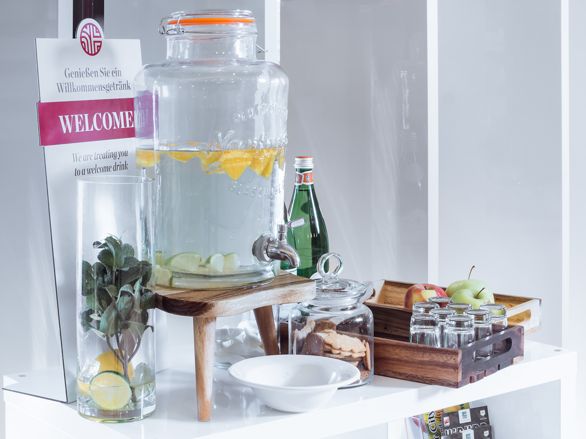 Mondrian Correa - Interior