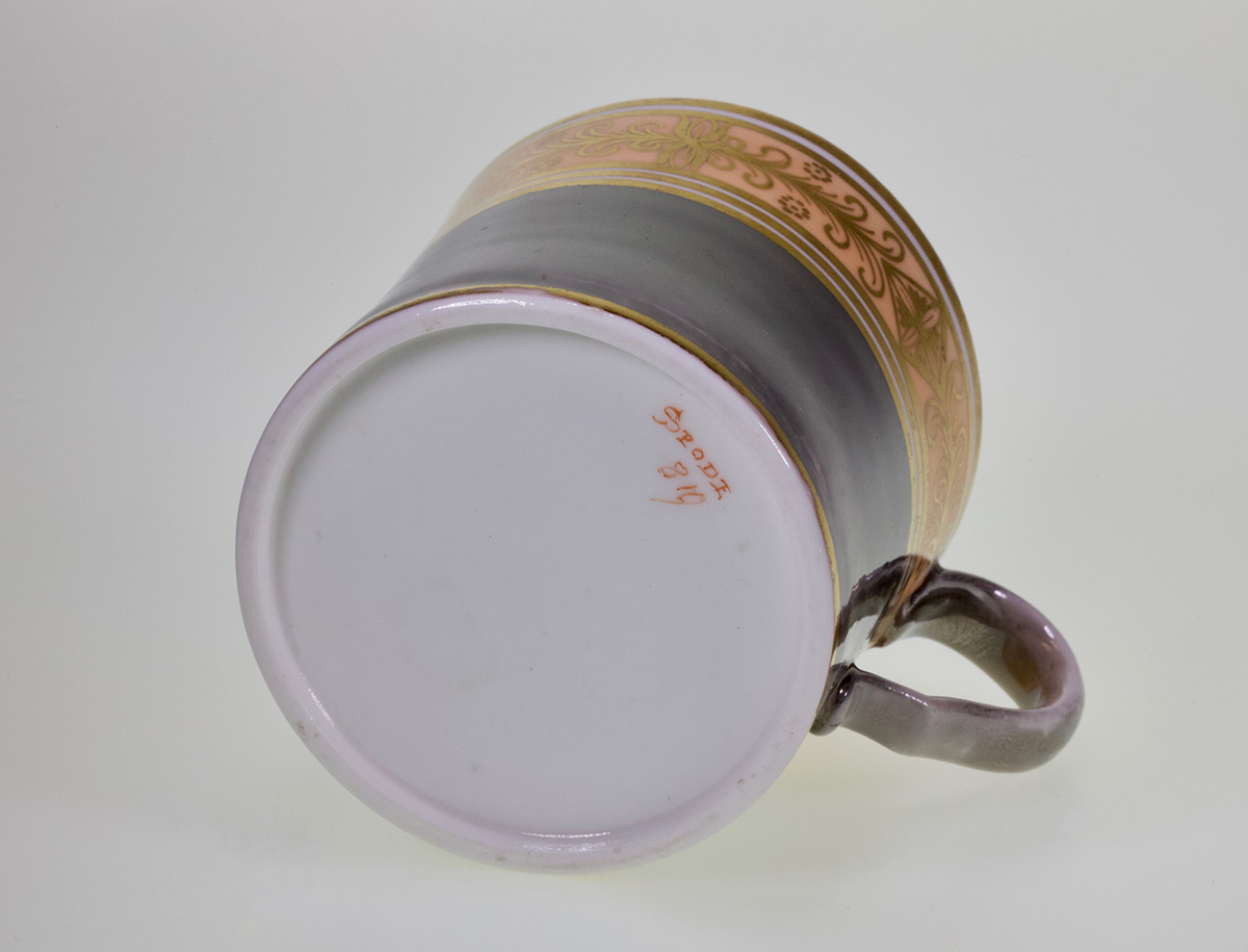 Antiquespode - Pattern 819