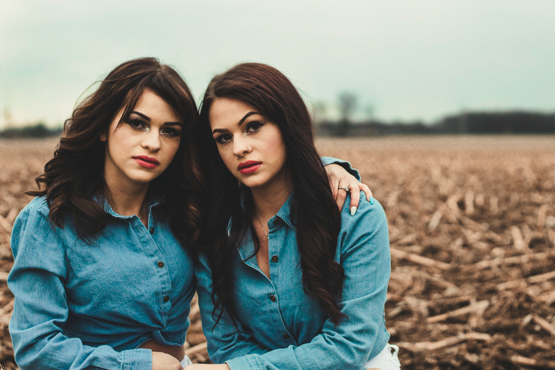 Nicole Lockhart - Rodriguez Twins